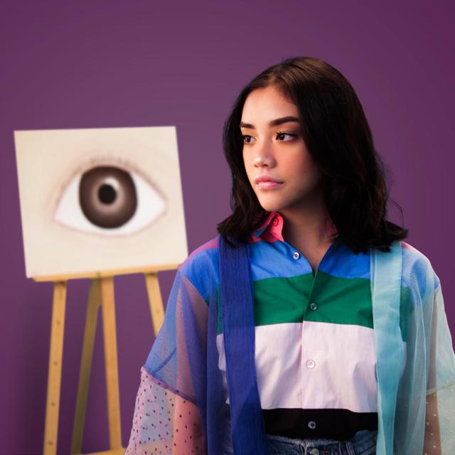 Baila Fauri, Penyanyi Lokal Citarasa Internasional - ShowBiz Liputan6.com