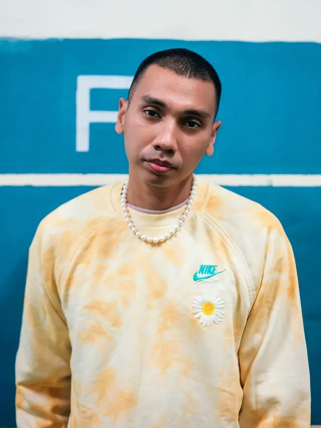 Lirik Lagu Mata-Mata dari Rayi Putra, Tiba-Tiba Kumerasakan Getaran ...