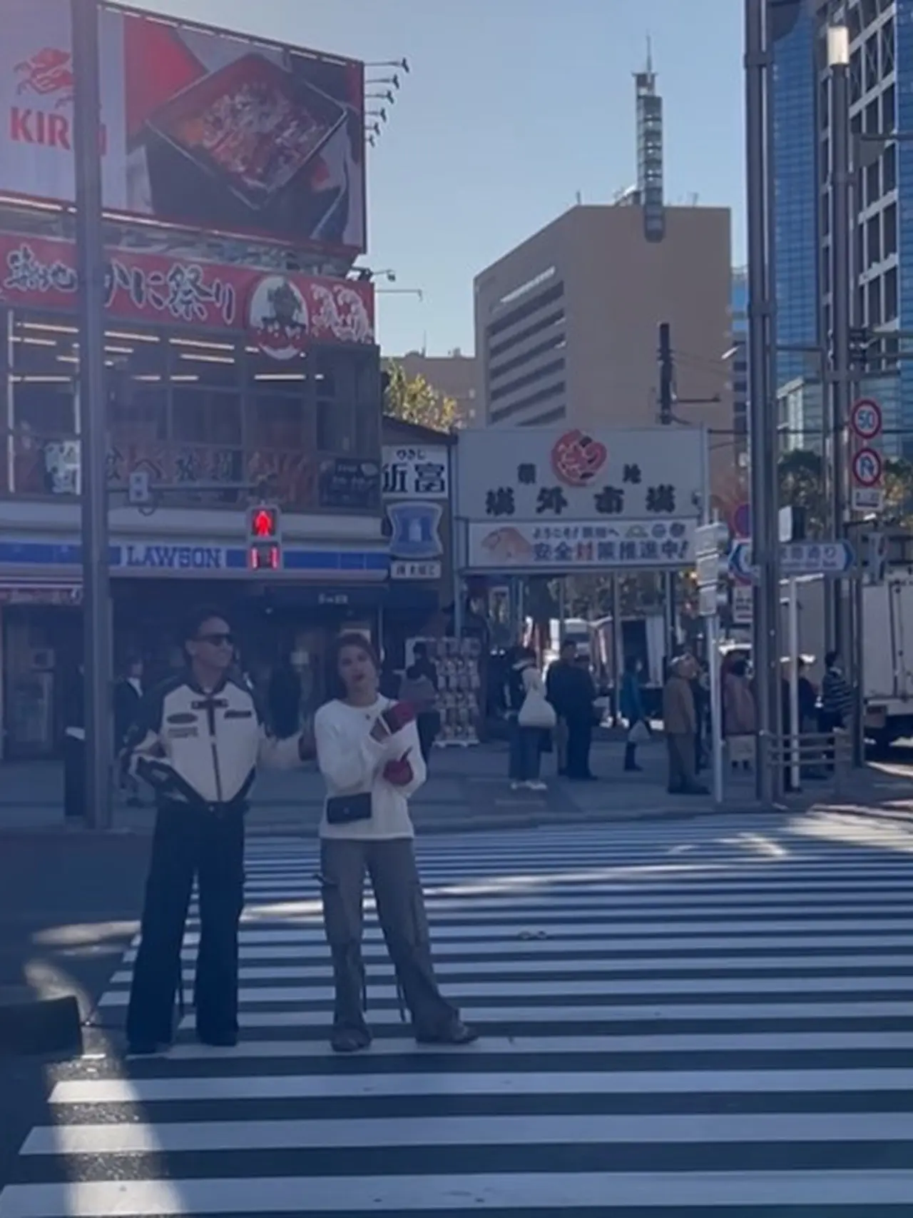 Sederet Potret Romantis Jefri Nichol dan Maria Theodore saat Liburan di ...