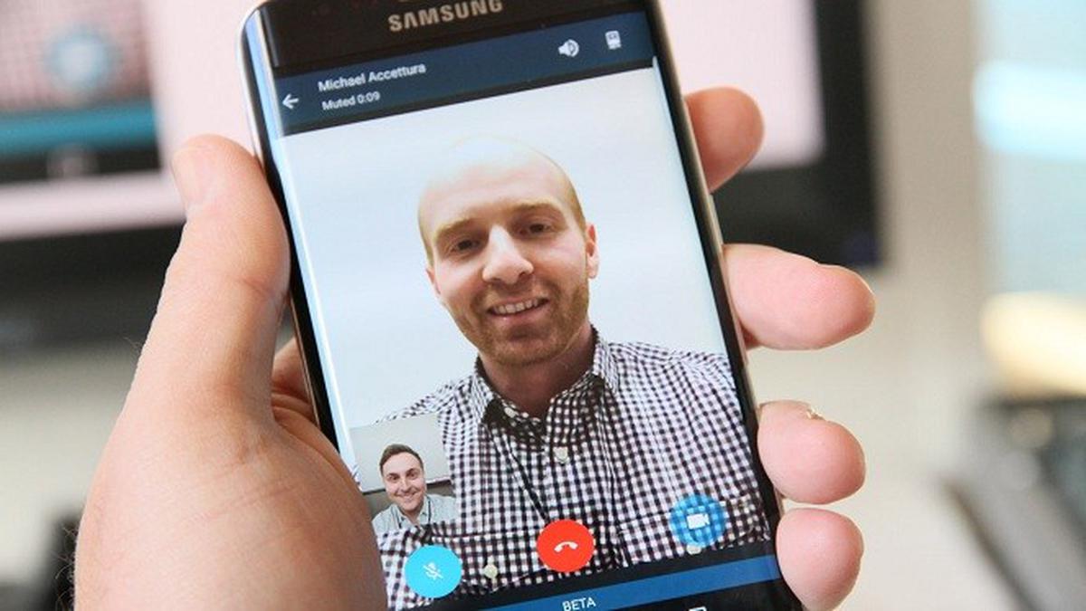 Cara Menikmati Fitur Video Call di BBM - Tekno Liputan6.com