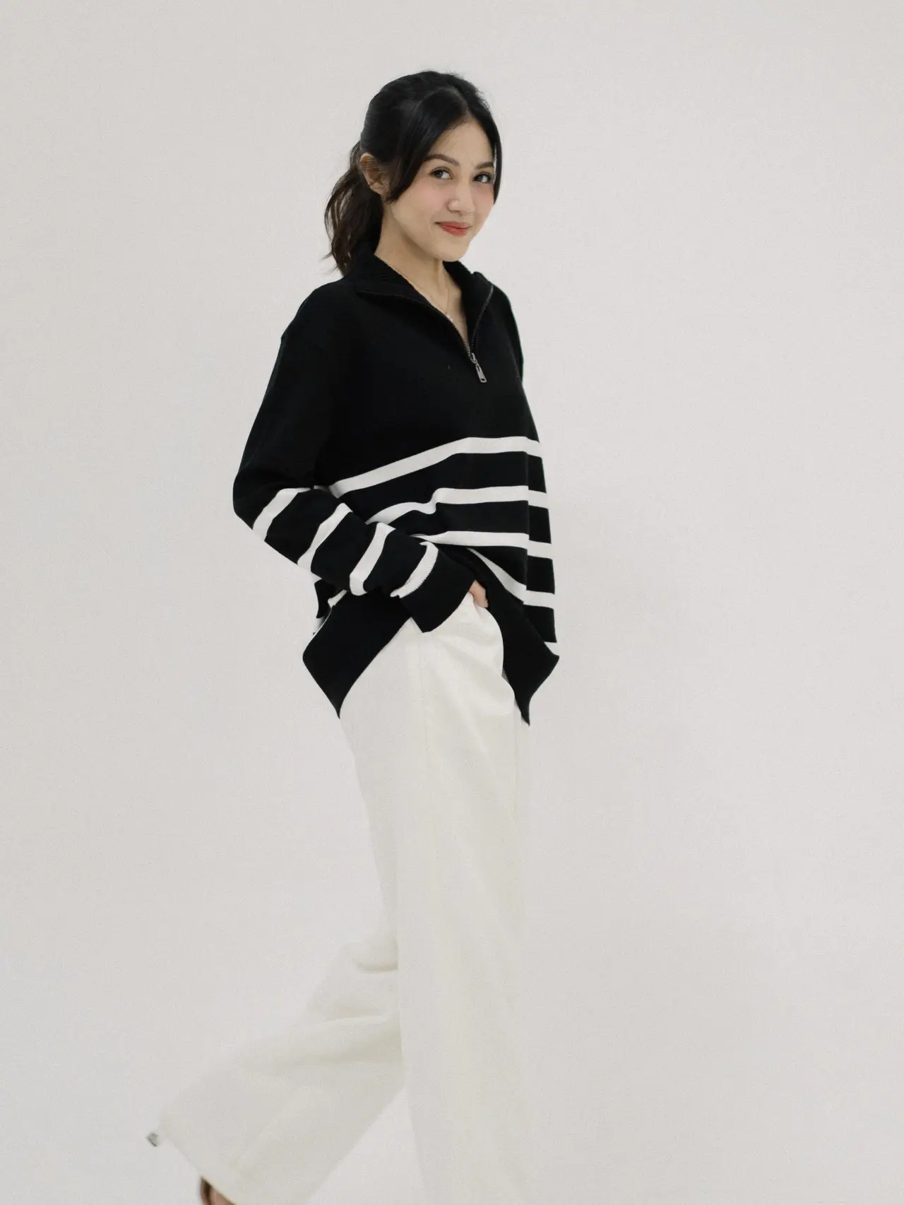 Shopee 3.3 Grand Fashion Sale Kasih Tips Tampil Stylish ala Shasa ...