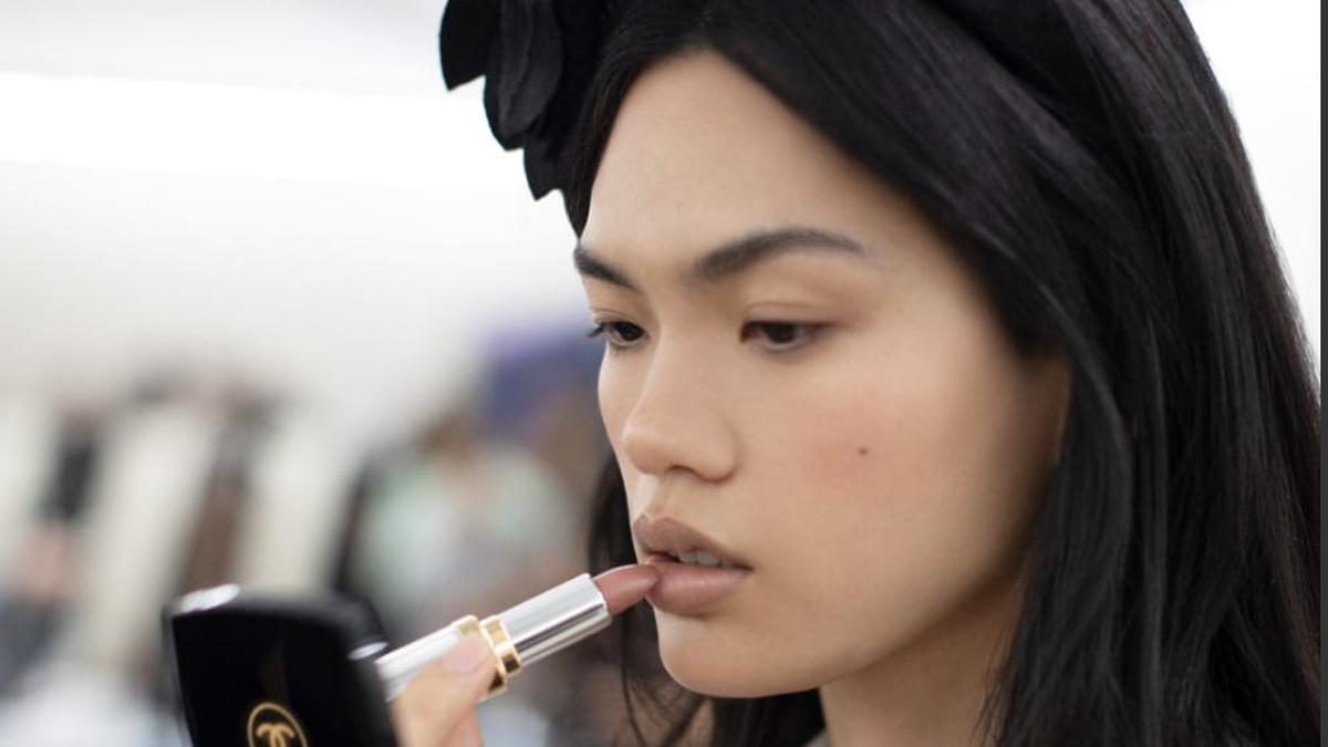 6 Detail Look Chanel Spring Summer 2024, kembalikan Tren Flawless Makeup