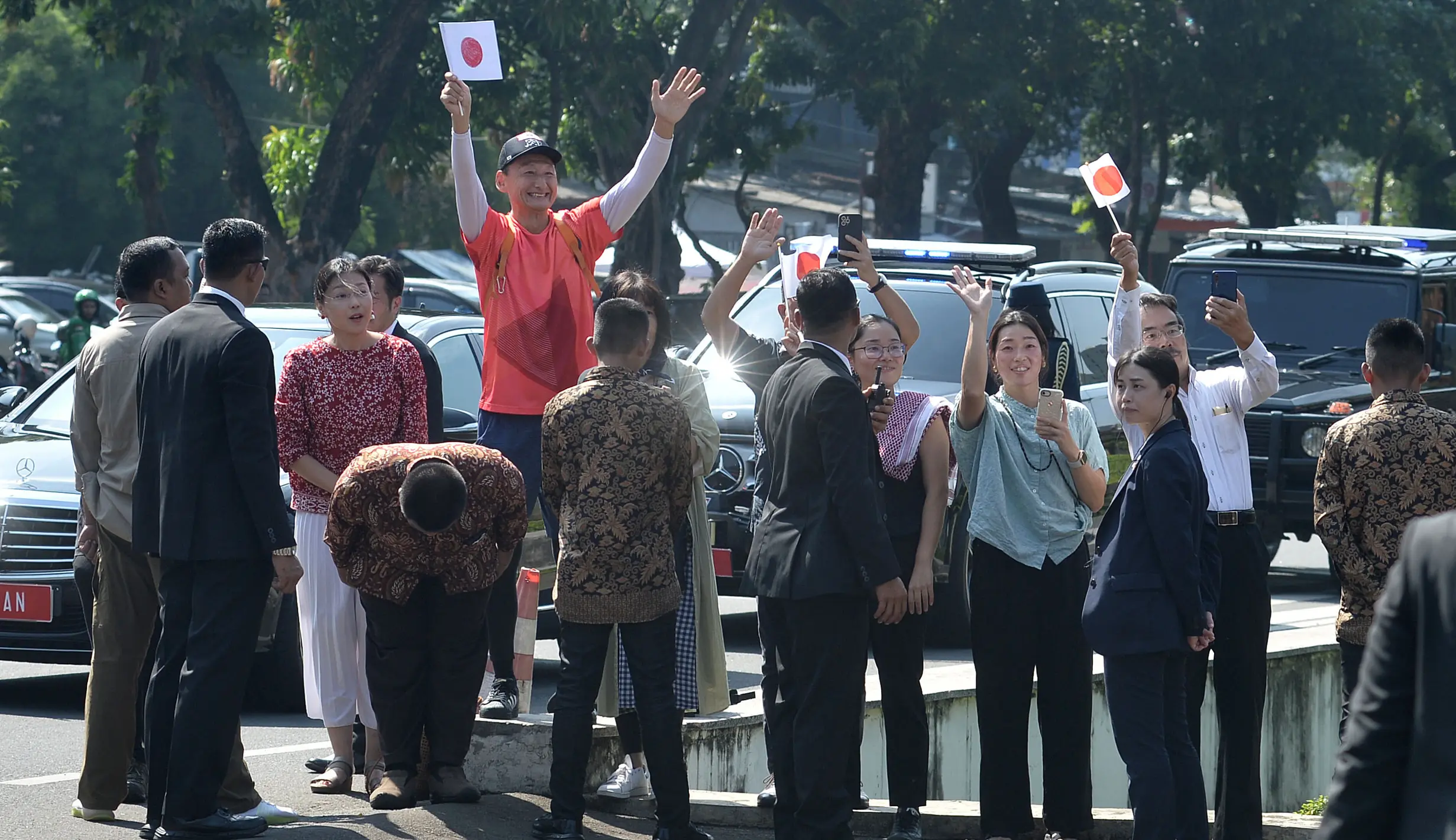 Momen Kunjungan Kaisar Jepang Naruhito ke TMP Kalibata - Foto Liputan6.com