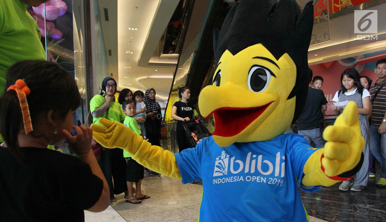 FOTO: Maskot Bio Sapa Pengunjung dalam Road to Blibli Indonesia Open ...