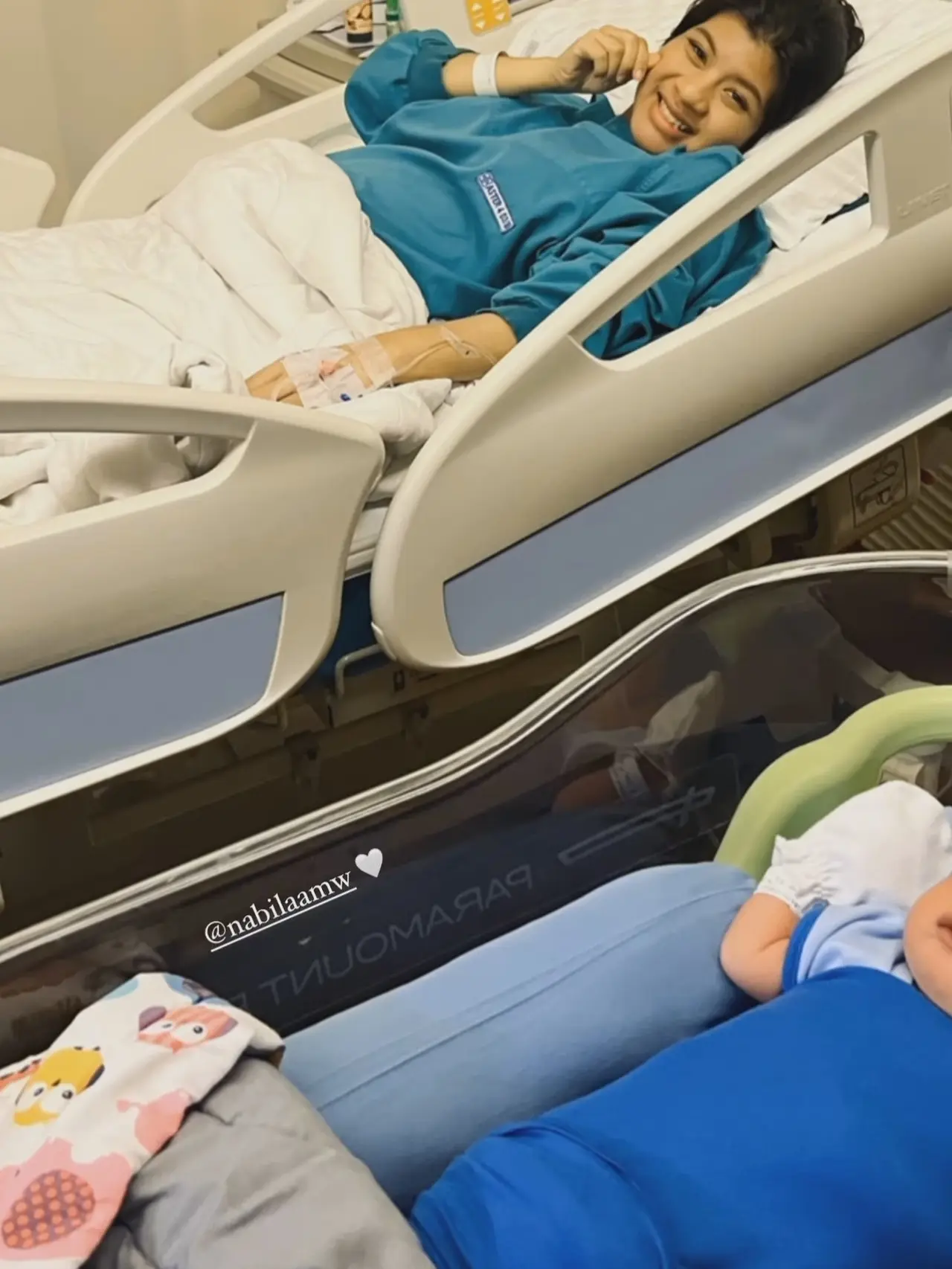 7 Potret Nabila Maharani Melahirkan Anak Pertama, Tri Suaka Jadi Ayah Siaga - Hot Liputan6.com