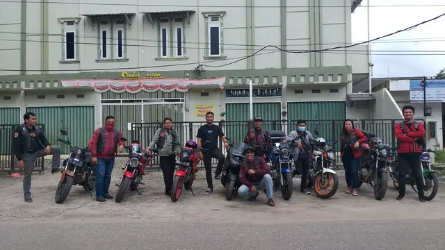 Gabung Geng Motor di Palembang, Remaja Belasan Tahun Sweeping Bawa ...