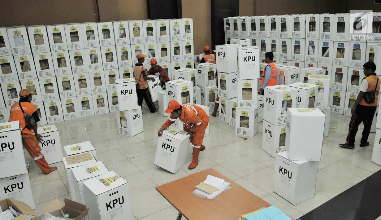 FOTO: Penyimpanan Logistik Pemilu 2019 Pasca Pencoblosan - Foto ...
