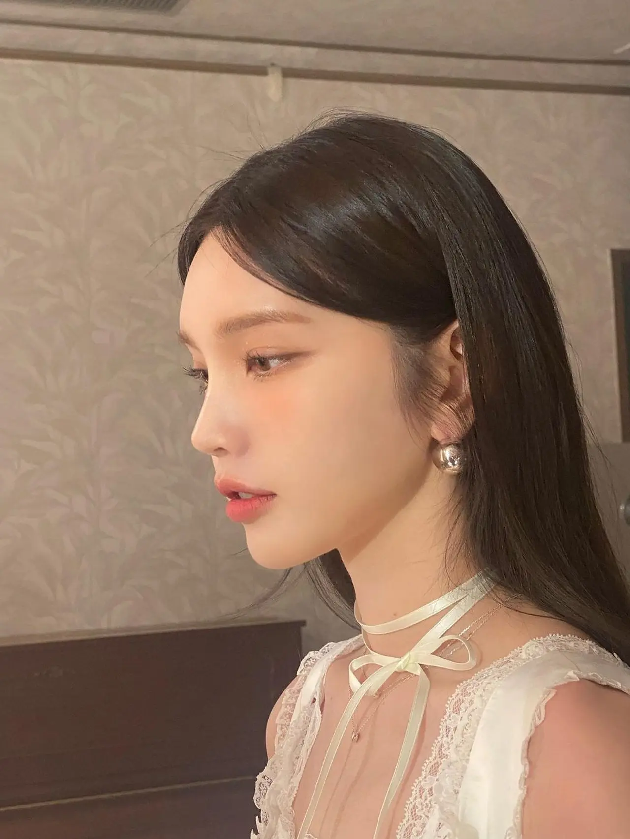 Disebut Pacar Park Seo Joon, Intip Transformasi Wajah Xooos dari Awal ...