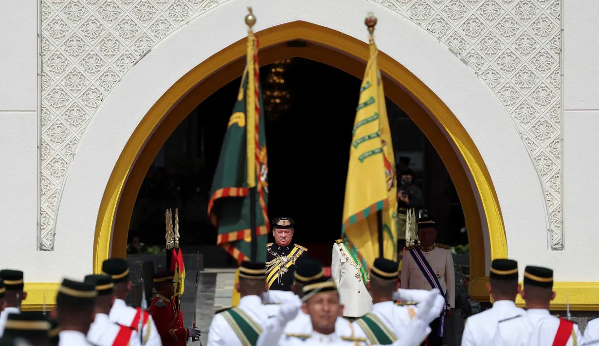 Gantikan Sultan Abdullah, Sultan Ibrahim Sultan Iskandar dari Johor ...