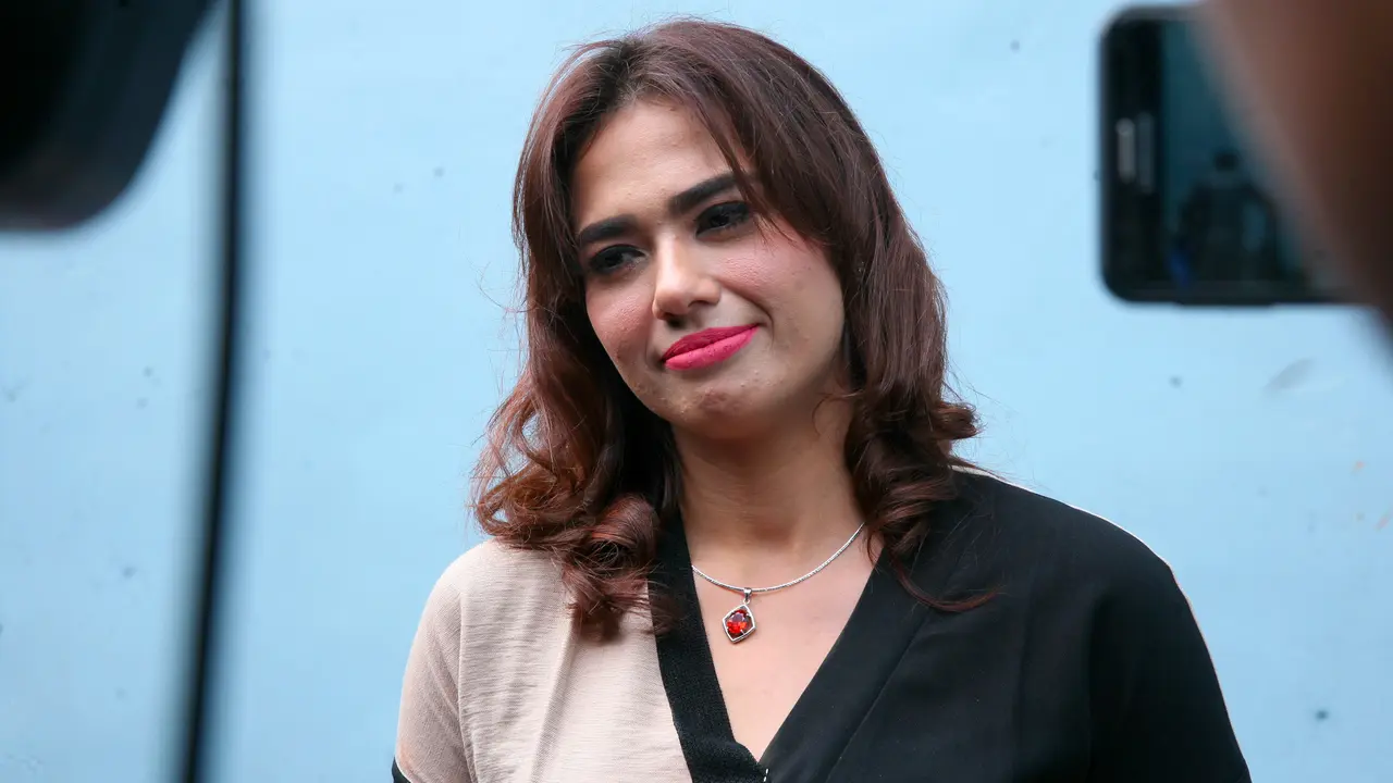 Catherine Wilson Takut jadi Cantik dengan Cara Instan - ShowBiz ...