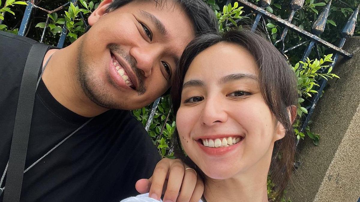 Cara Joshua Suherman - Clairine Clay Jaga Keharmonisan Rumah Tangga ...