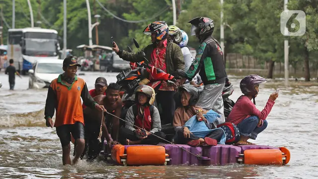 10 Potret Jakarta Dikepung Banjir Pagi Ini Bidikan Warga - Citizen6 Liputan6.com