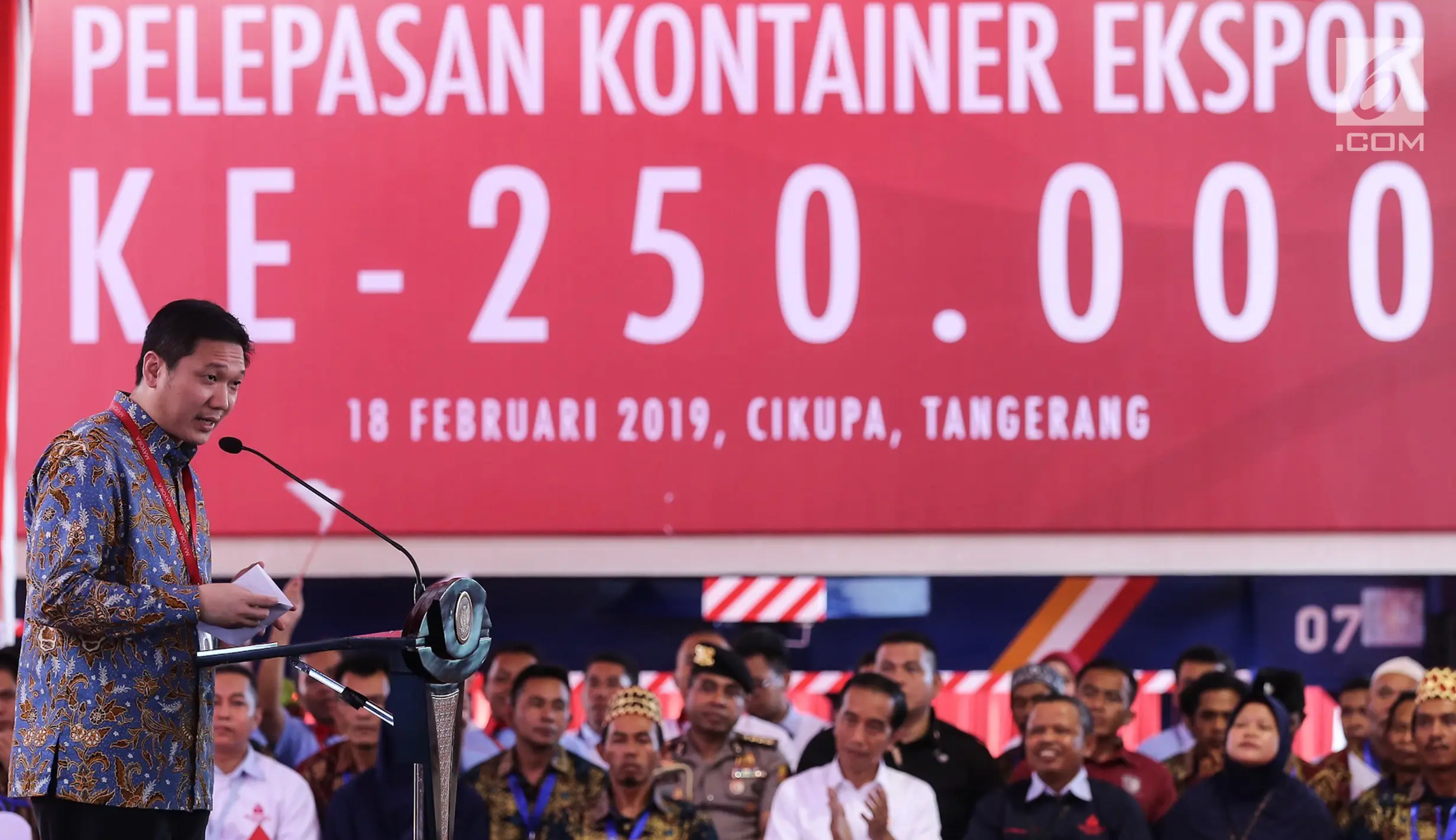FOTO: Presiden Jokowi Lepas Kontainer Ekspor Mayora ke-250 Ribu - Foto ...