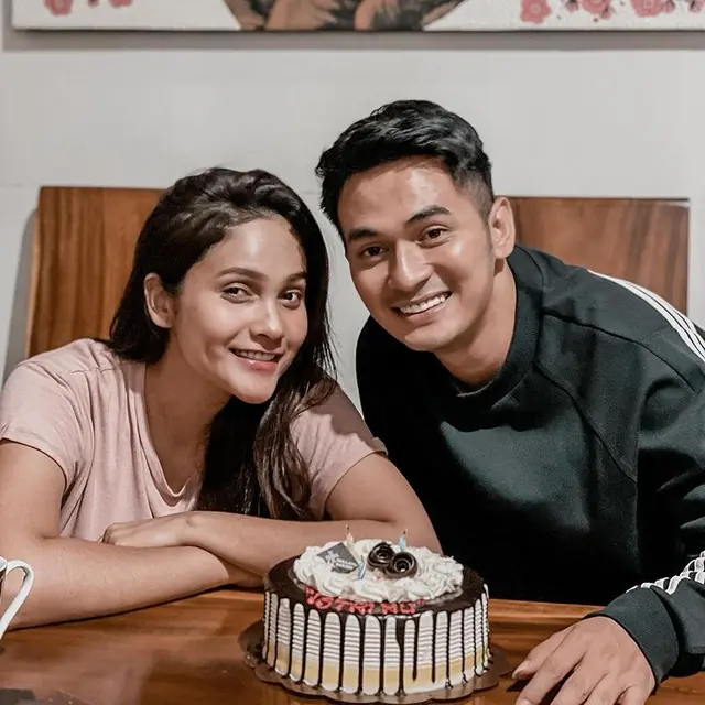 6 Potret Ichal Muhammad Pemain Suara Hati Istri: Kayla Season 2 Bersama ...