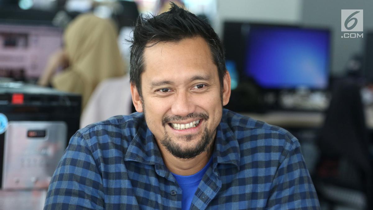 Saat Tora Sudiro jadi perempuan di film 3 Dara 2