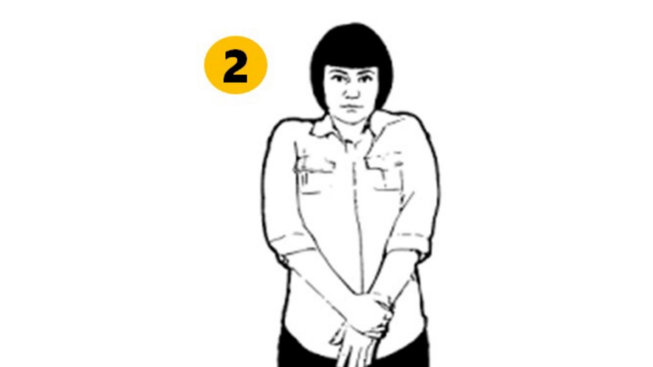 Sikap Silang Tangan Ini Mewakili Karakter Seseorang, Kenali Maknanya!