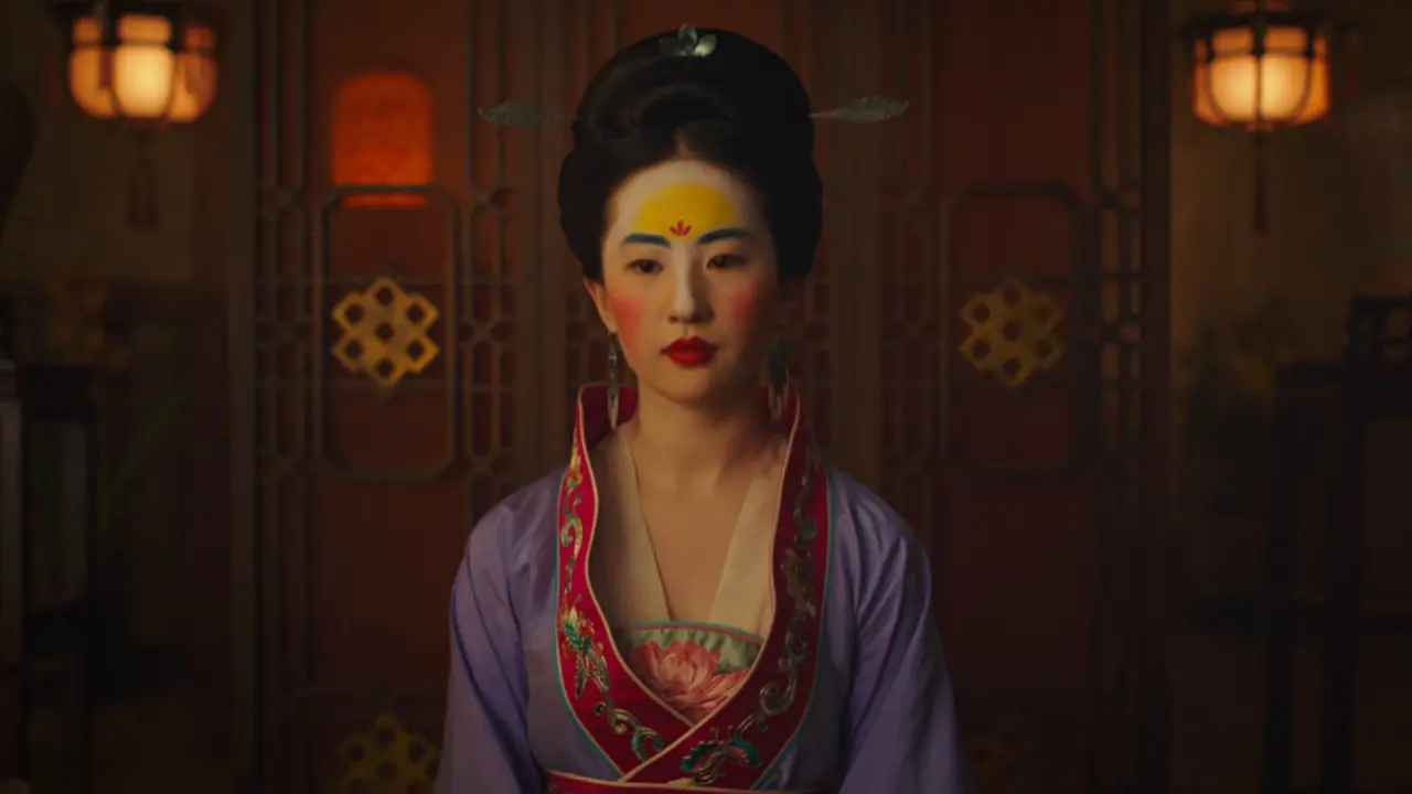 5 Perbandingan Visual Mulan Versi Live Action dan Animasi - ShowBiz Liputan6.com