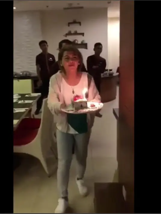 Aming Dapat Kejutan dari Mantan Istri yang Bikin Air Mata Menetes ...