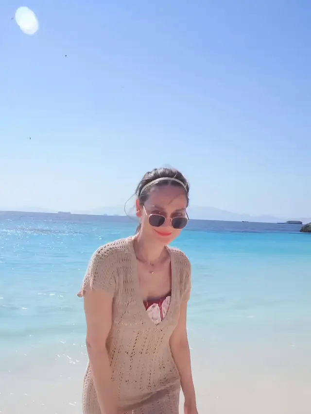7 Outfit Liburan di Pantai Ala Luna Maya, Stylish dan Terlihat Elegan ...