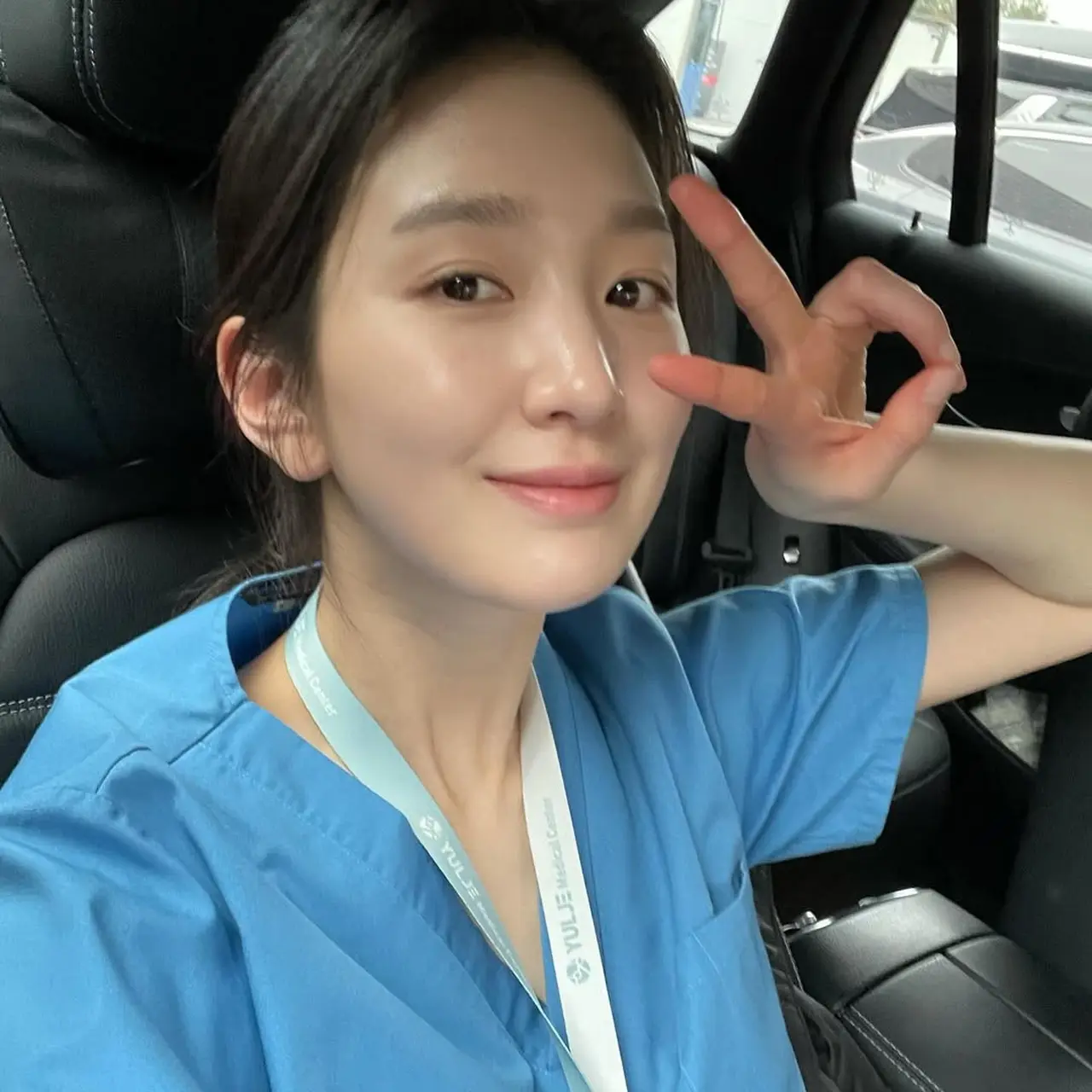 7 Potret Kim Hye In, Pemeran dr. Myeong yang Bikin Geregetan di Resident Playbook - ShowBiz ...