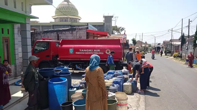 Kekeringan Meluas, Pemkab Purbalingga Distribusikan Nyaris 1 Juta Liter Air Bersih - Regional ...