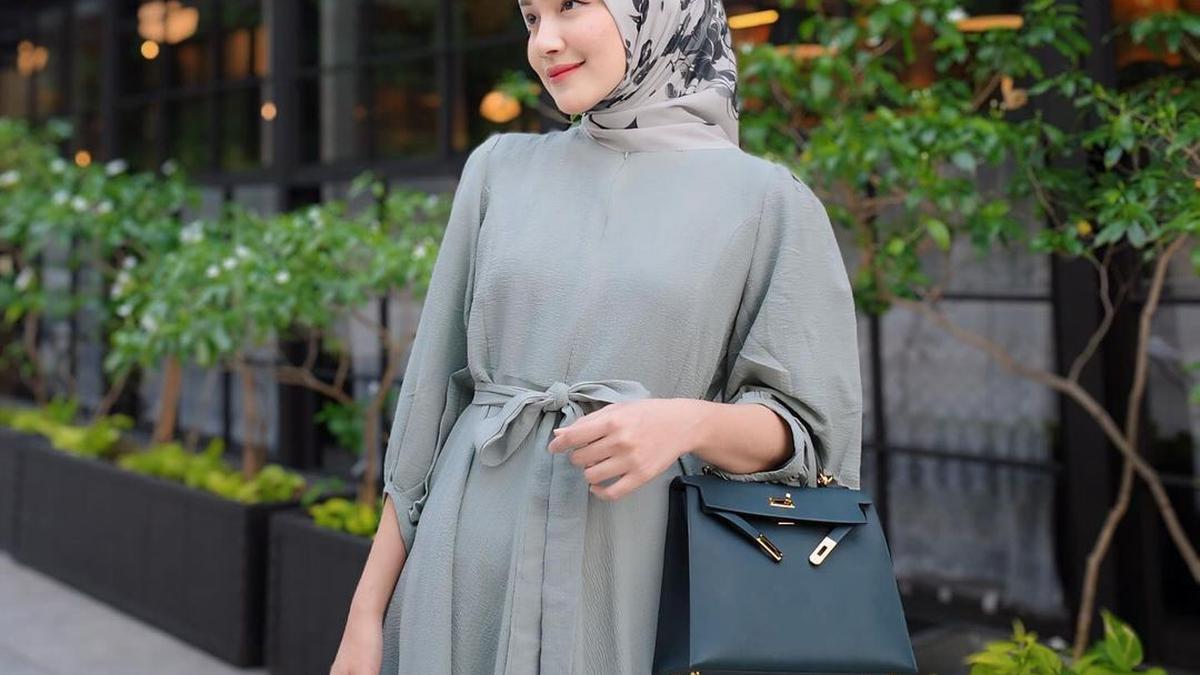 5 Ide Styling Hijab Ala Melody Prima yang Bikin Penampilan Makin ...