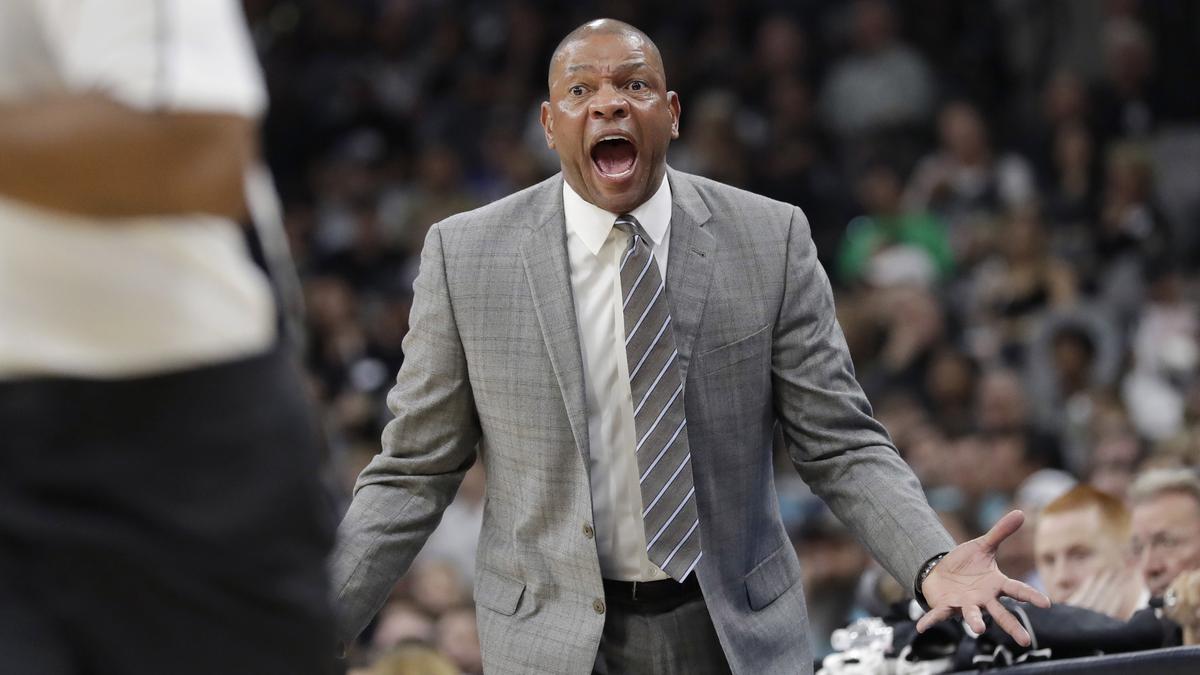 NBA: Doc Rivers Petik 800 Kemenangan - Bola Liputan6.com