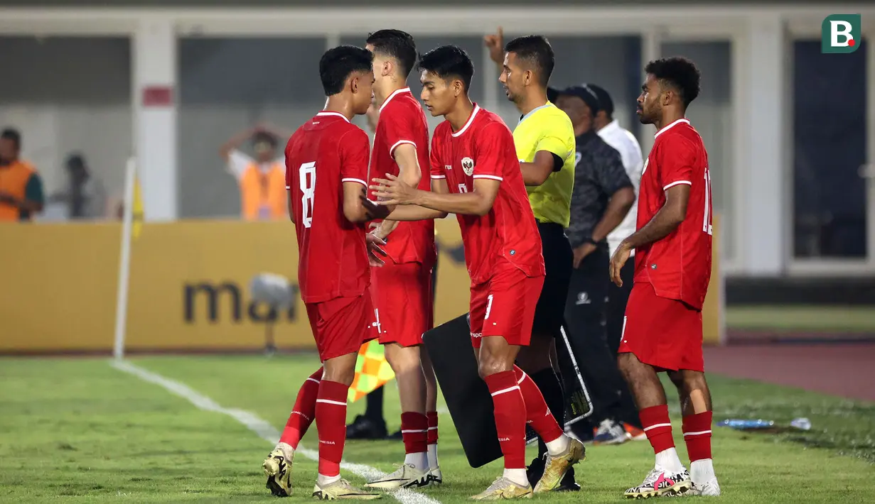 Foto: Laga Perdana Malik Risaldi Bersama Timnas Indonesia saat Laga Uji ...
