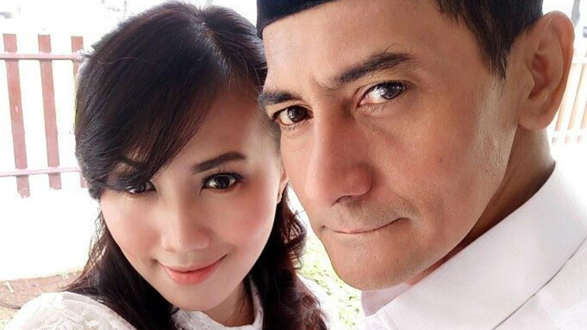 George Taka Meninggal, Istri: Tunggu Aku Sayang... - ShowBiz Liputan6.com