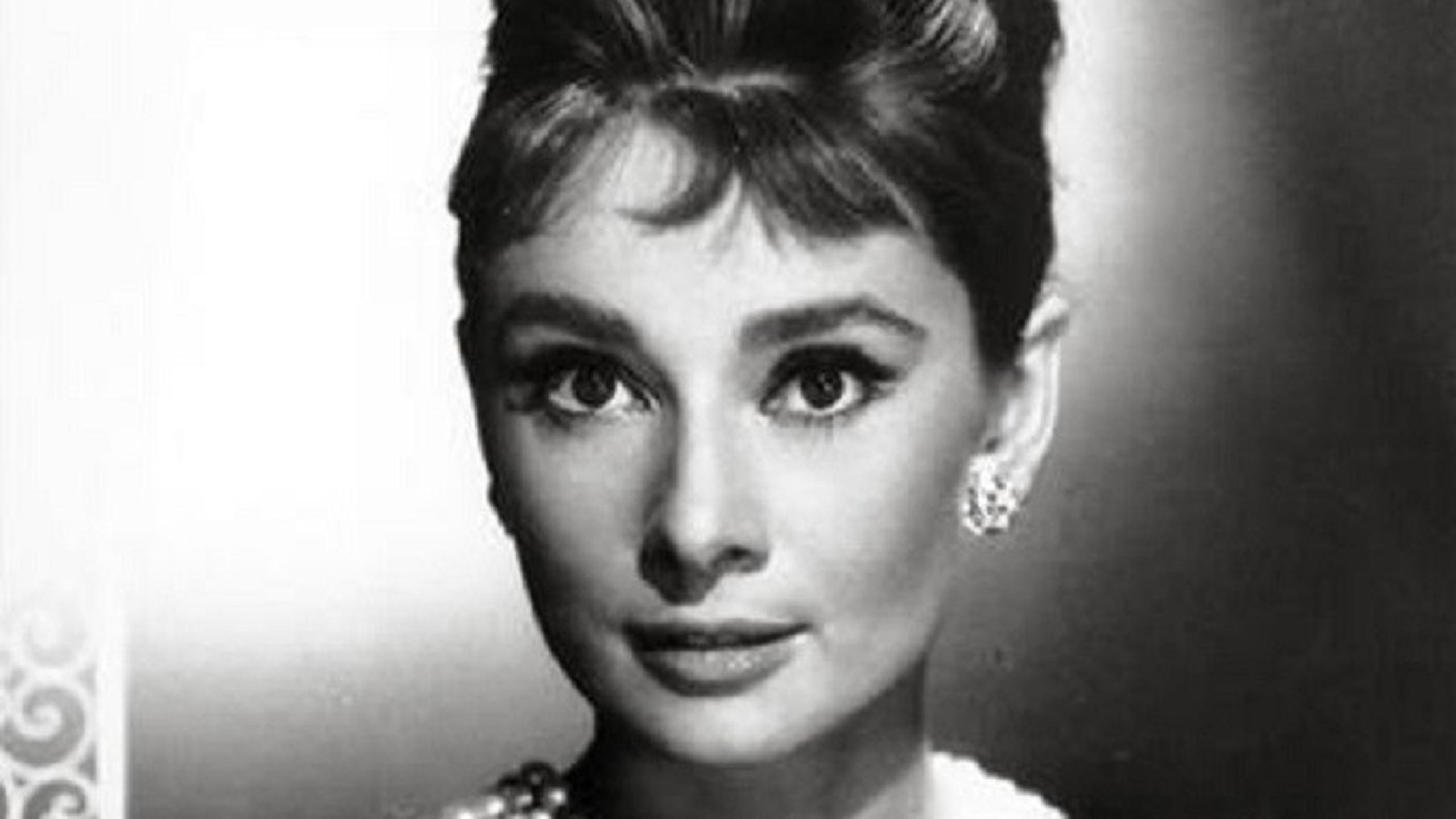25-3-1954: Audrey Hepburn Raih Piala Oscar Kategori Aktris Terbaik