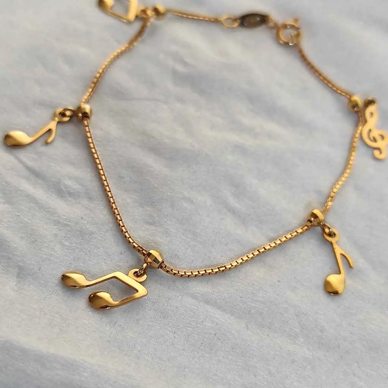 Alasan Model Gelang Italy Santa Terbaru Banyak Disukai, Begini Cara ...