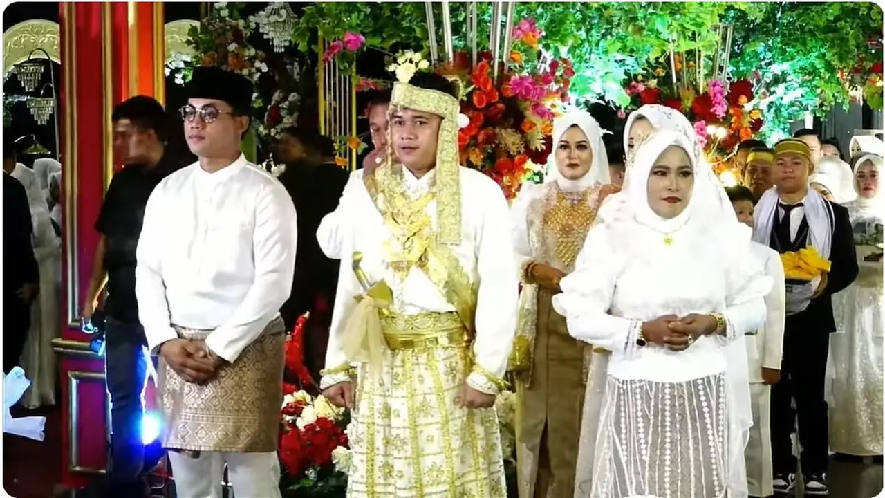 8 Momen Akad Nikah Putri Isnari dan Abdul Azis Pakai Adat Bugis, Penuh ...