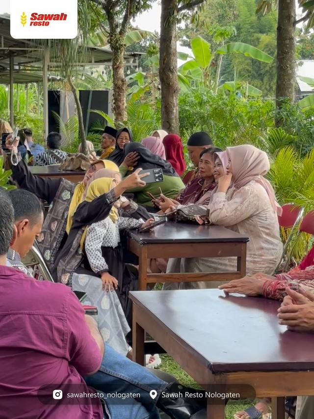 18 Rekomendasi Tempat Makan Enak dengan Pemandangan Sawah di Kulon ...