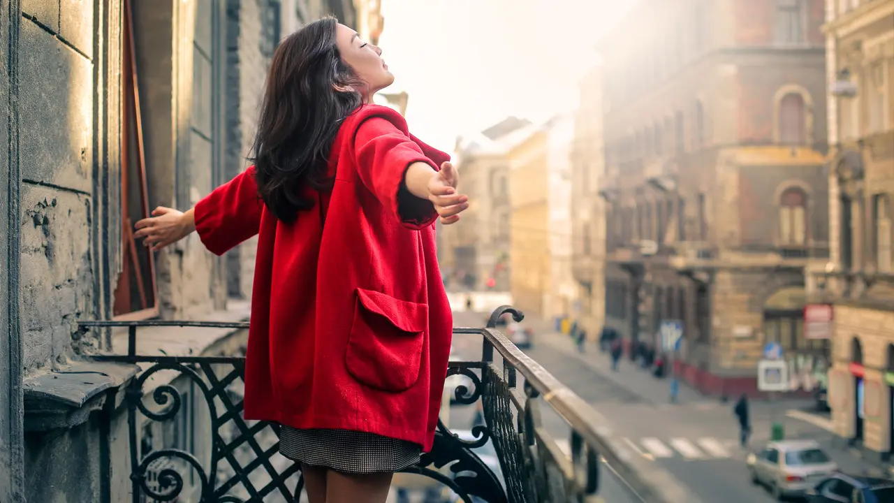 Apa Arti Warna Merah? Ketahui Makna dan Simbolnya Secara Spiritual ...