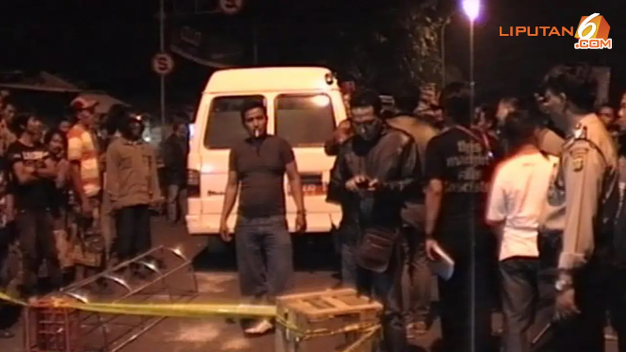 Polda Metro: Pembacok Brimob Syarif Diduga Kenek Bus - News Liputan6.com