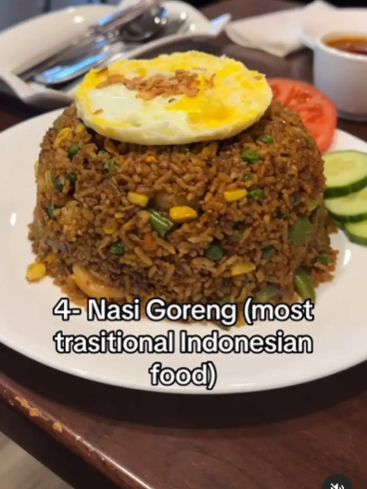 Restoran Indonesia di Kanada yang Disebut Sepi Pengunjung Diulas ...