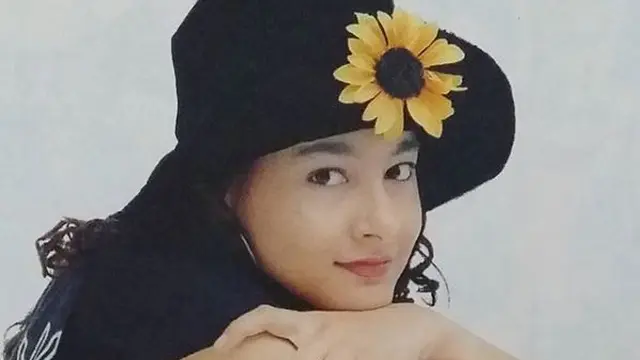 7 Transformasi Dewi Rezer dari Kecil hingga Menikah Lagi di Usia 43 ...