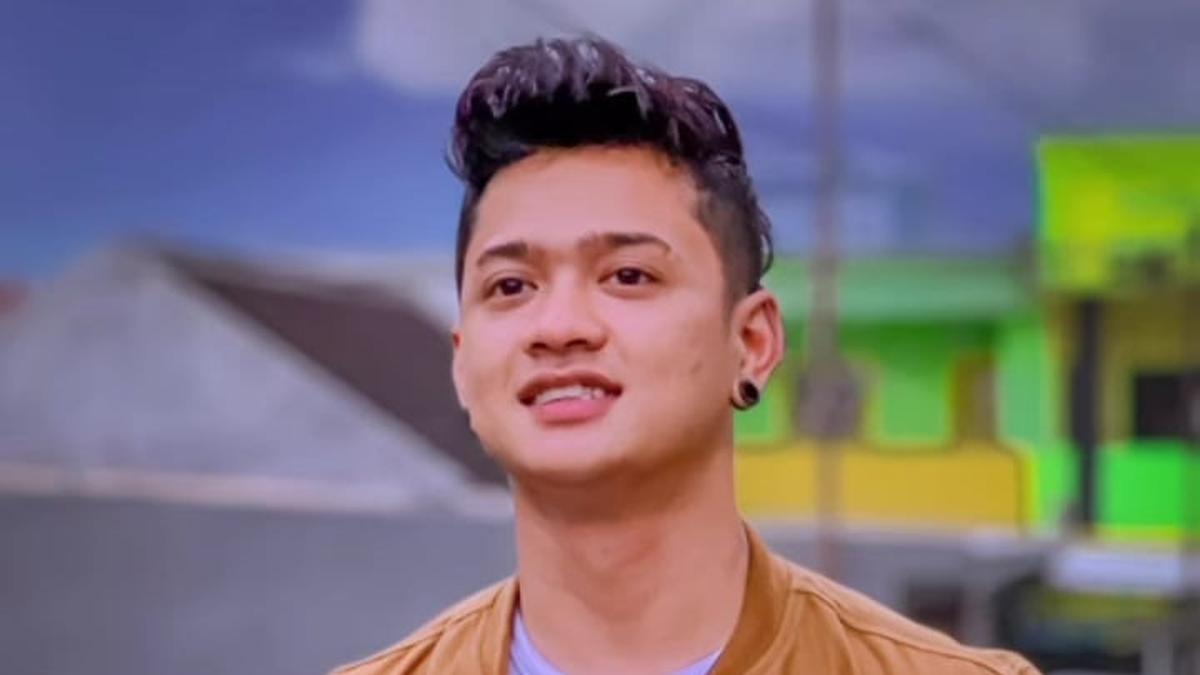 Selebgram Fikral Randysw Jadi Brand Ambassador Diza Glow, Tawarkan ...