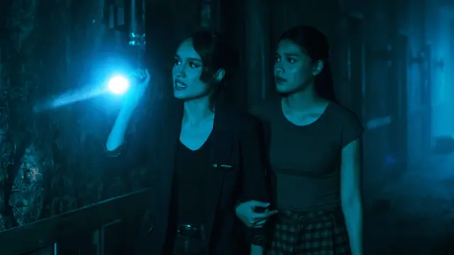 Cetak Sejarah! Panggonan Wingit 2: Miss K Jadi Film Indonesia ke-21 ...