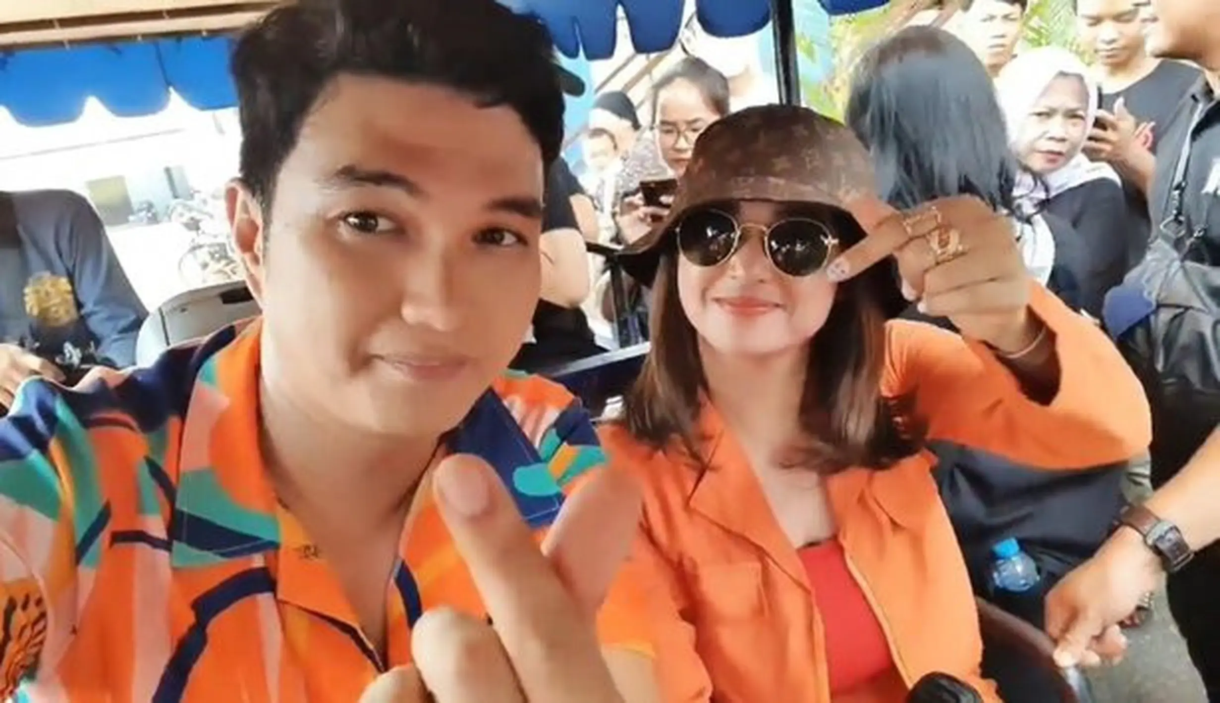 Potret Dewi Perssik yang Lengket Kembali dengan Aldi Taher, Makin Kompak Ngehost Bareng di ...