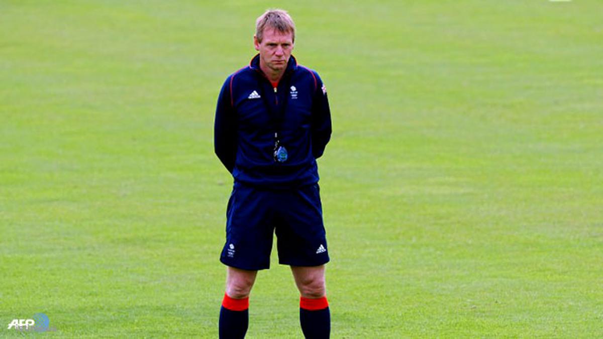 Bola Ganjil: Kesuksesan Semu Stuart Pearce Sebagai Caretaker