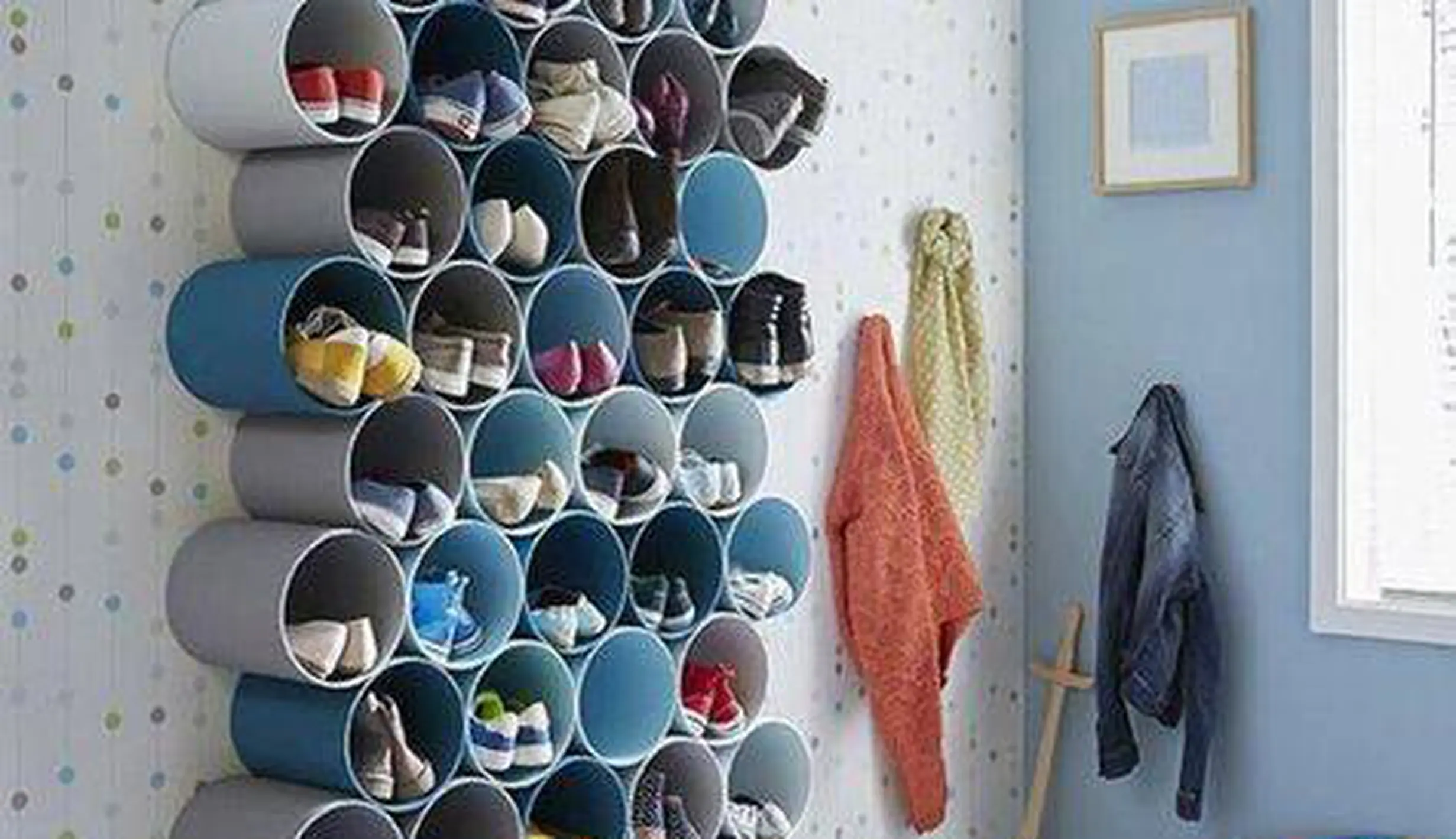 Inspirasi Menata Sepatu Buat Kamu yang Punya Ruangan Sempit - Photo ...