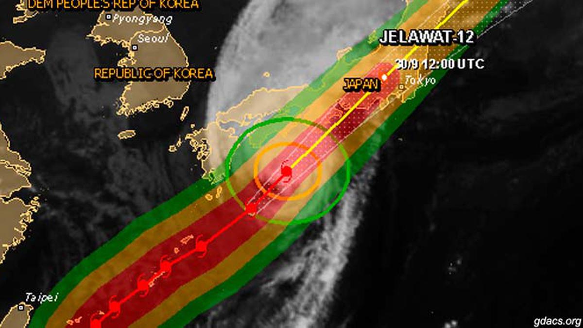 Topan Jelawat Bergerak ke Timur Laut - News Liputan6.com