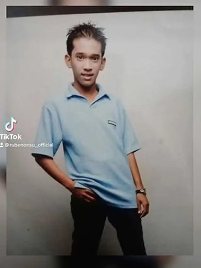 7 Potret Jadul Ruben Onsu yang Pernah Jadi Tukang Sapu, Bikin Pangling - Hot Liputan6.com