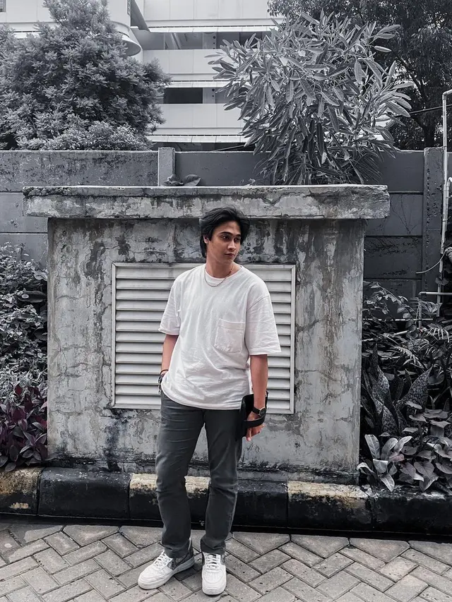 Lama Tak Tersorot, Ini 7 Potret Terbaru Kevin Gutomo yang Bakal Main ...