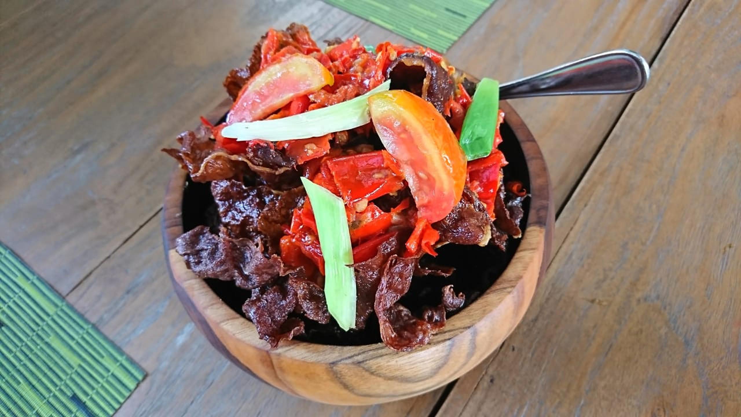 7 Resep Dendeng Batokok Simpel, Cocok Buat Anak Kos dan Ibu Muda