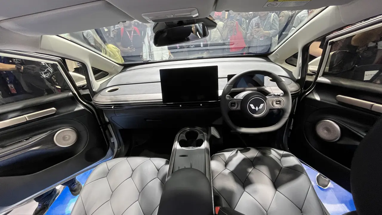 Wuling Cloud EV Diperkenalkan di IIMS 2024, Mobil Listrik Baru dengan Jarak Tempuh 505 KM ...