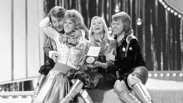 Potret Legenda Musik ABBA, Reuni Saat Terima Gelar Kehormatan dari Raja ...