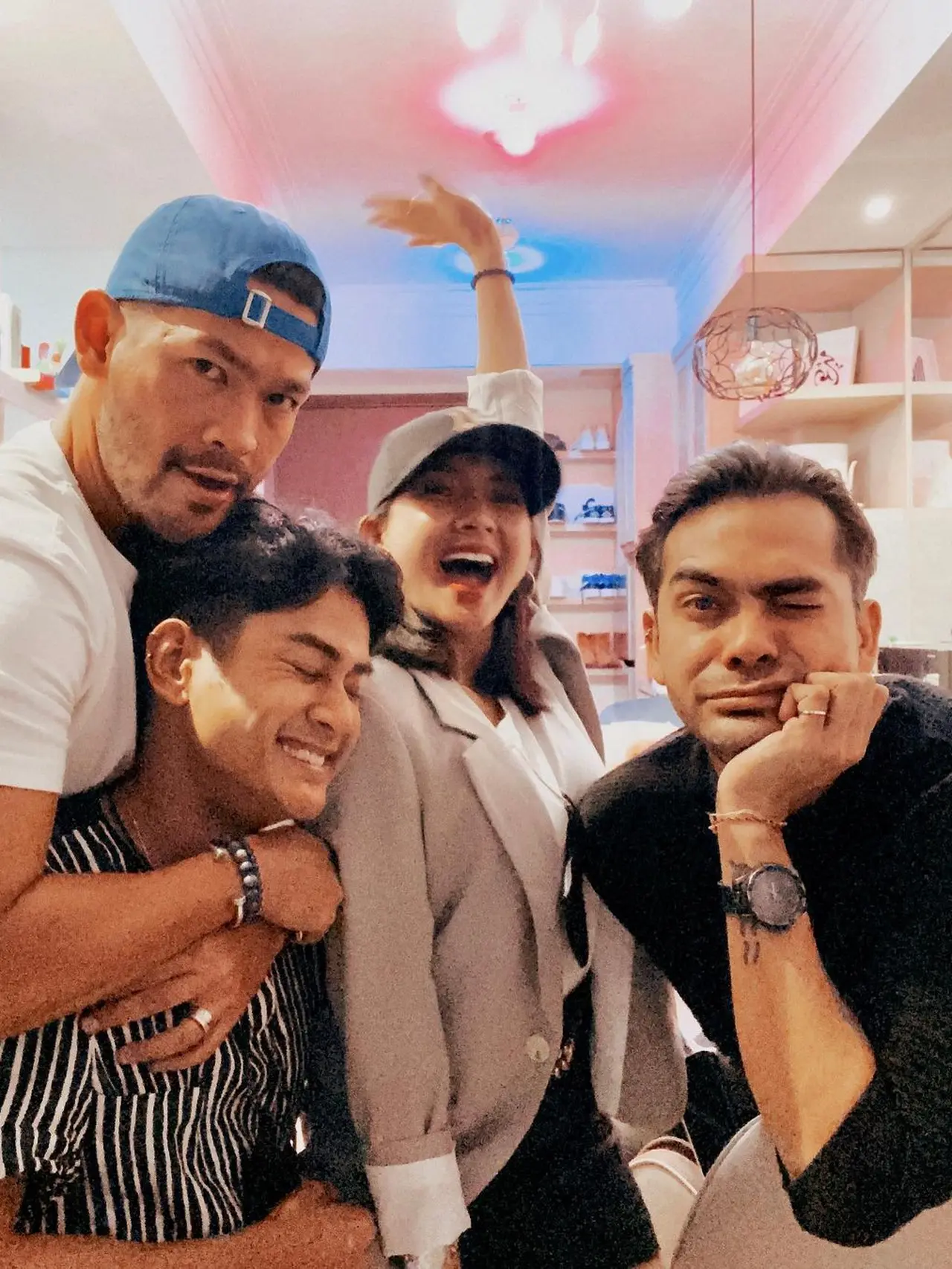 Pernah Dikabarkan Dekat, Ini 6 Potret Persahabatan Cita Citata dan Kiki ...