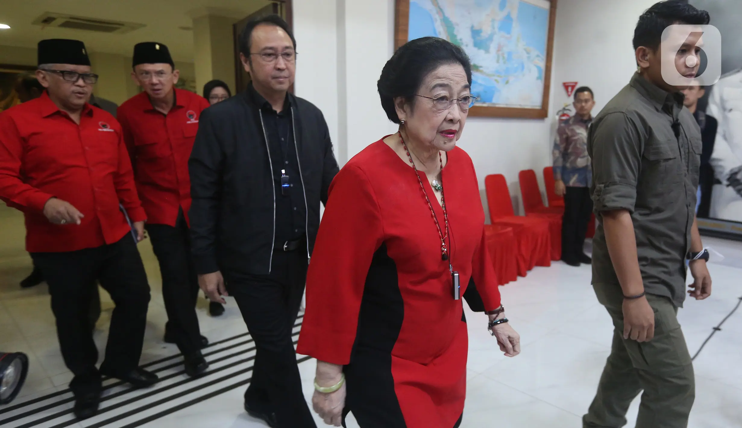 Megawati Lantik Pengurus Baru DPP PDIP - Foto Liputan6.com